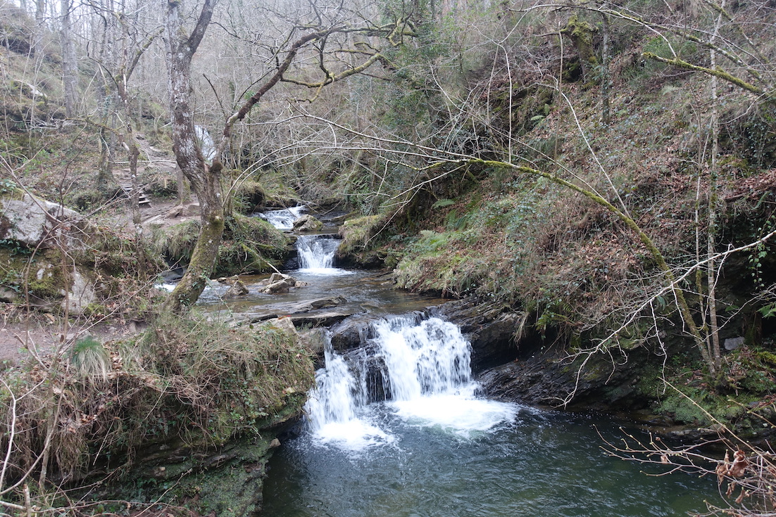 WATERFALLS SPAIN: NORTHERN AREA, BY A LOCAL