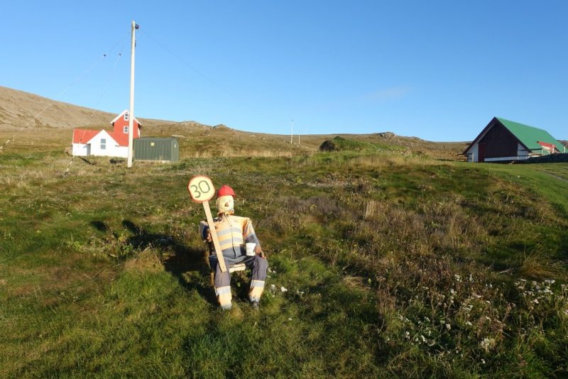 THINGS TO DO IN ICELAND IN OCTOBER AND JUNE